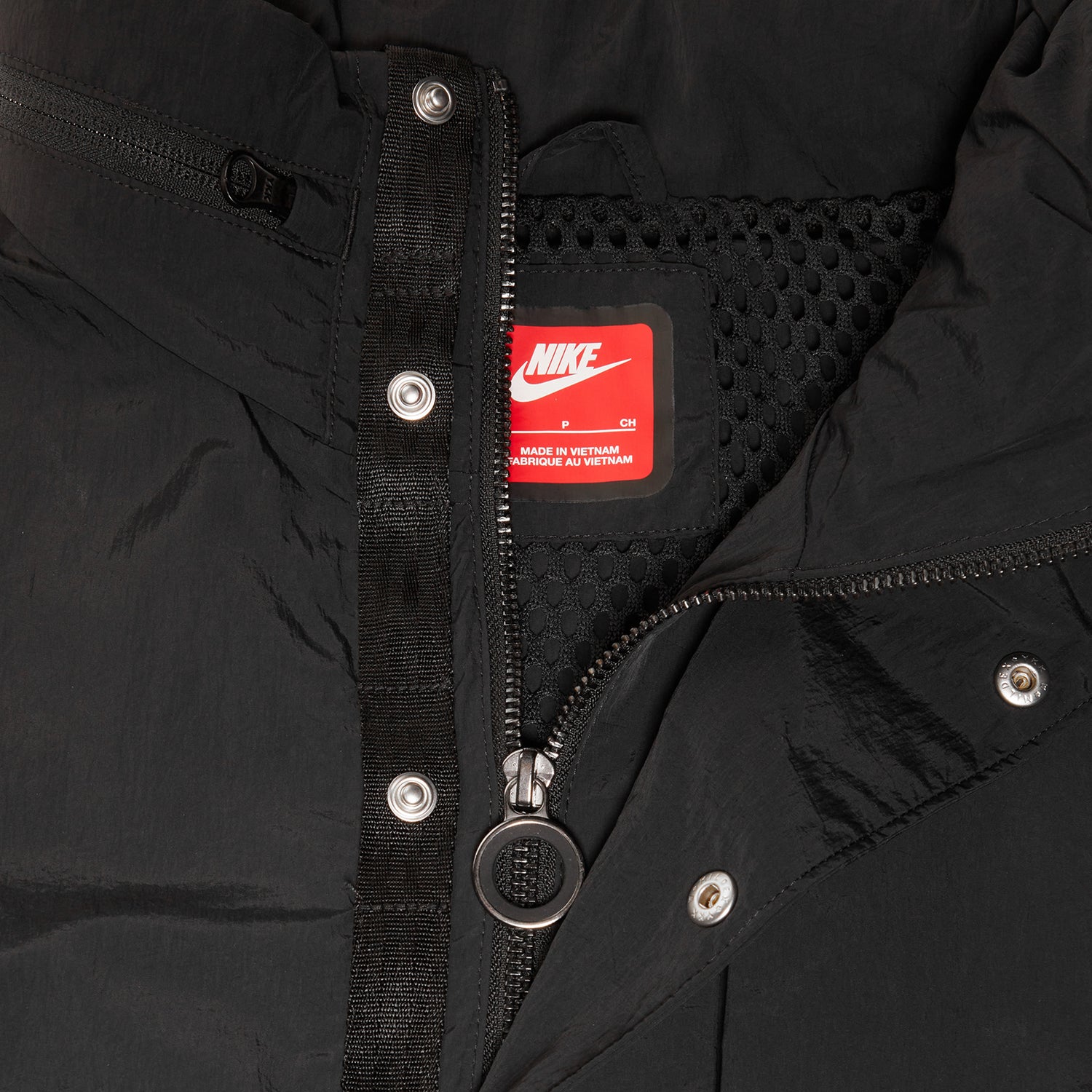 Nike Tech Jacket (Black) – CNCPTS